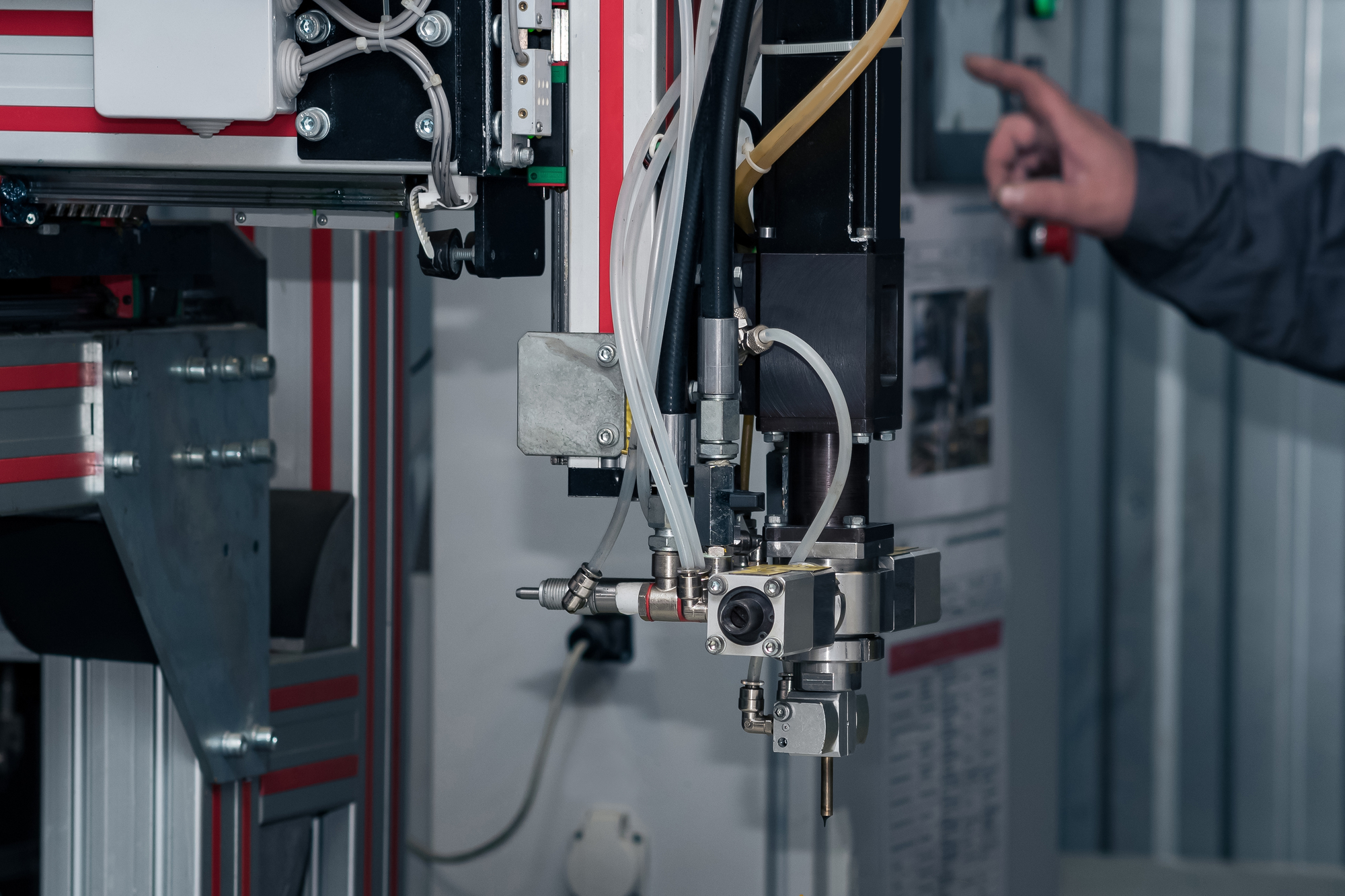 Dispenser Nozzles: Applications for dispensing liquids and selecting ...